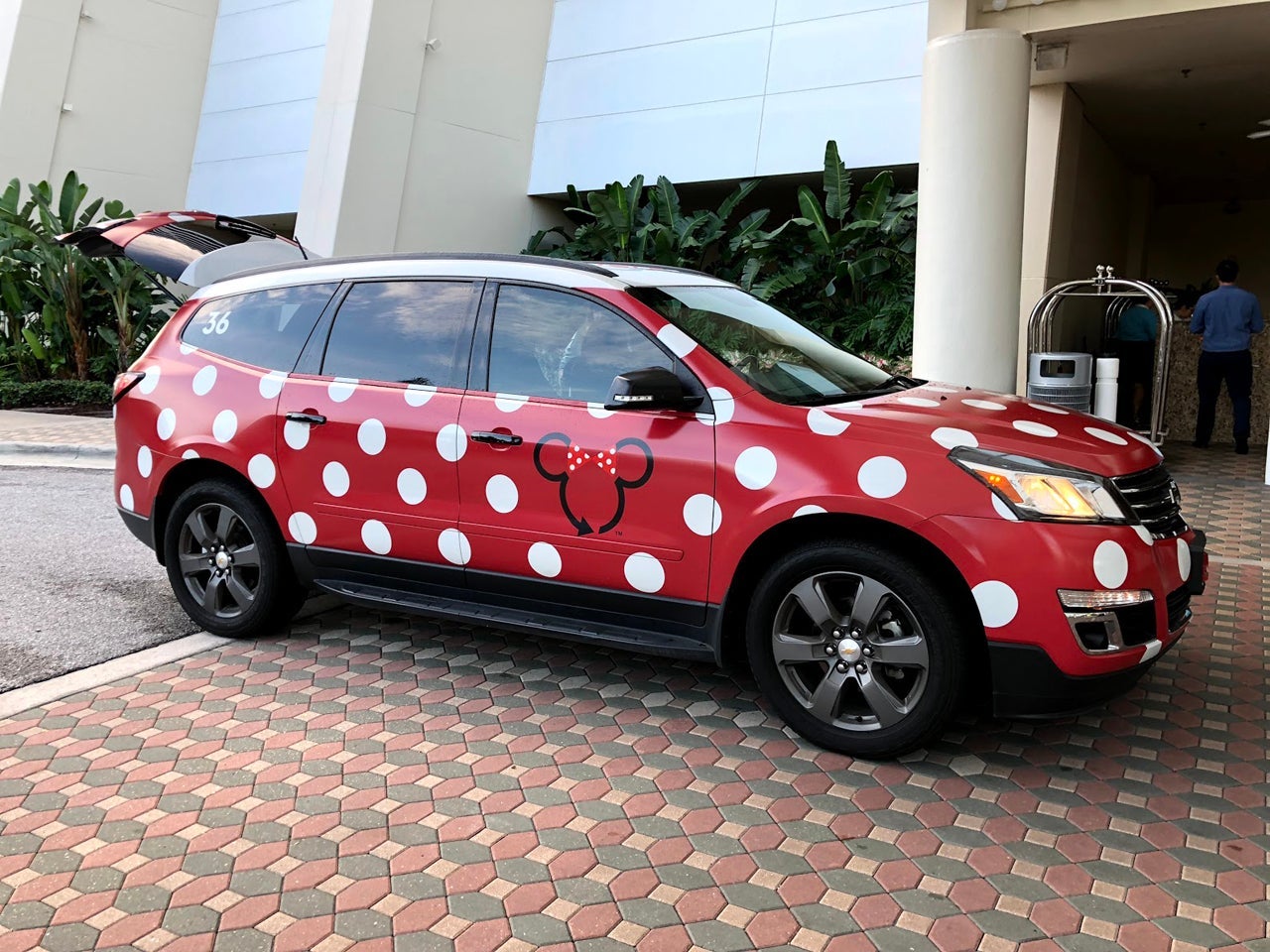 Lyft and Disney Expand Relationship and Minnie Van Fleet - The Points Guy