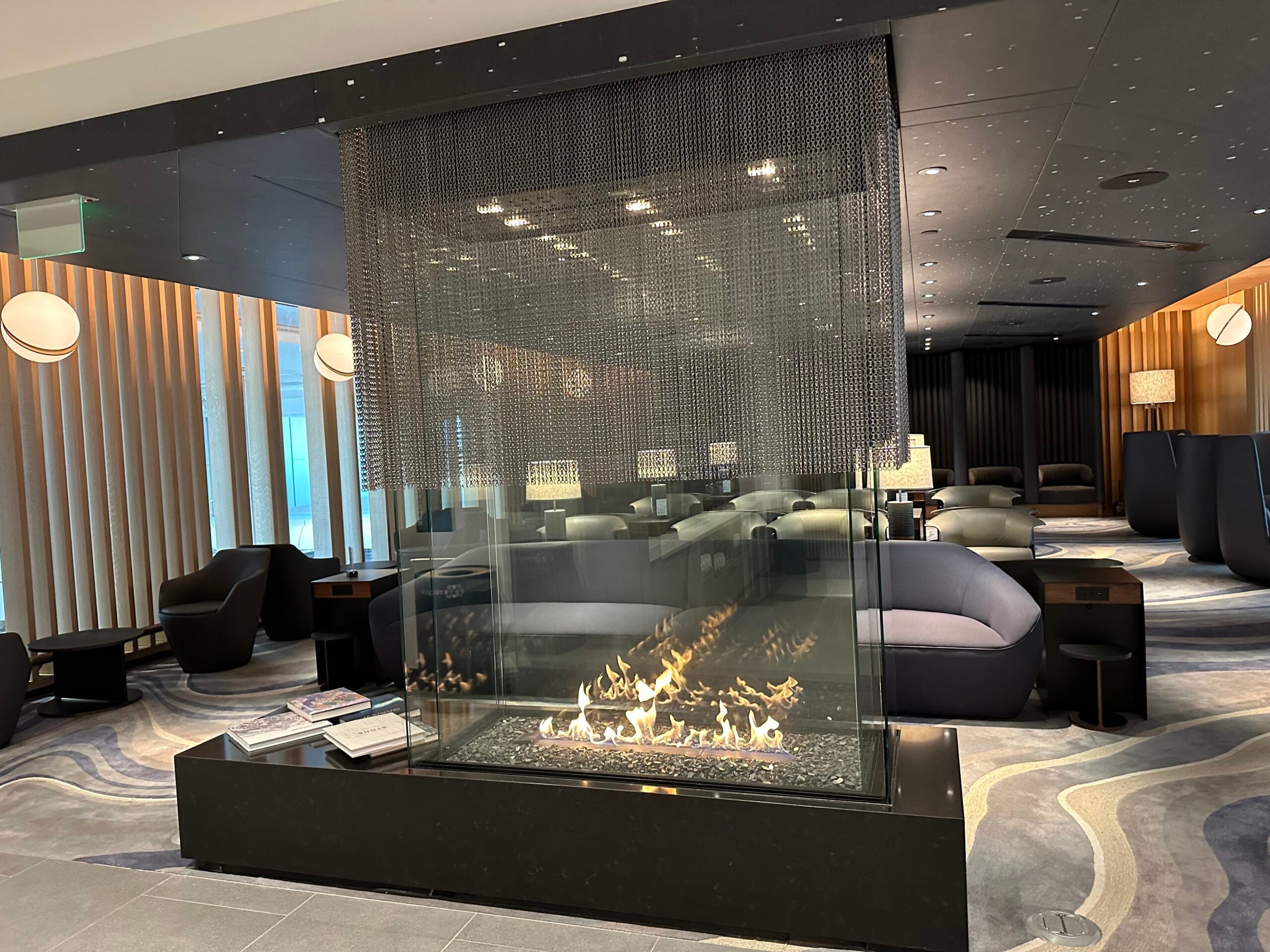 American Airlines rolls out sleek new Admirals Club lounge at Denver ...