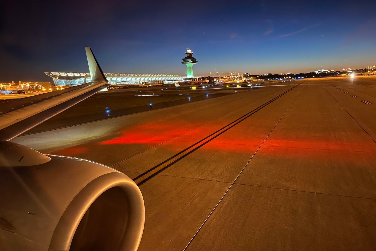 Design plans unveiled for new concourse at Dulles - The Points Guy