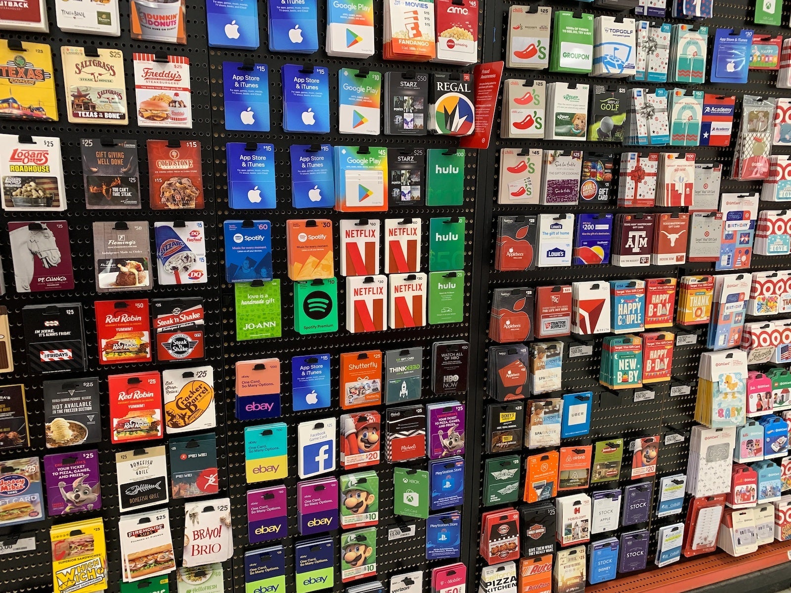 Gift card scams are on the rise: Here's how to avoid them - The Points Guy