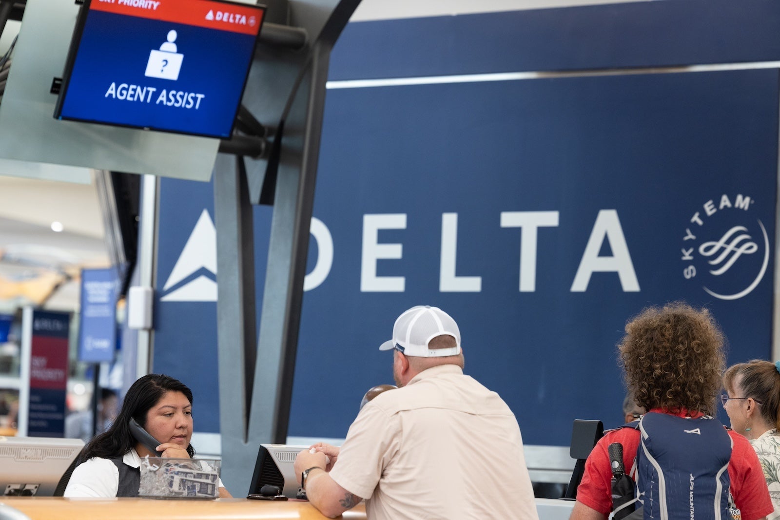 Day 5: Delta tops 5,000 cancellations as DOT opens investigation - The ...