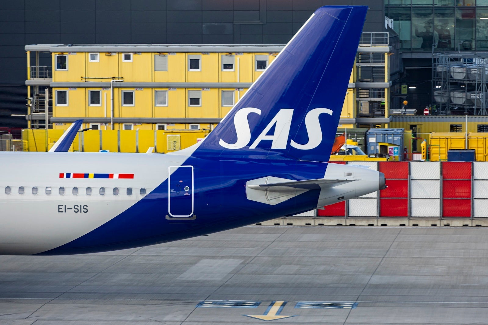SAS brings back business class on short-haul flights in Europe - The ...