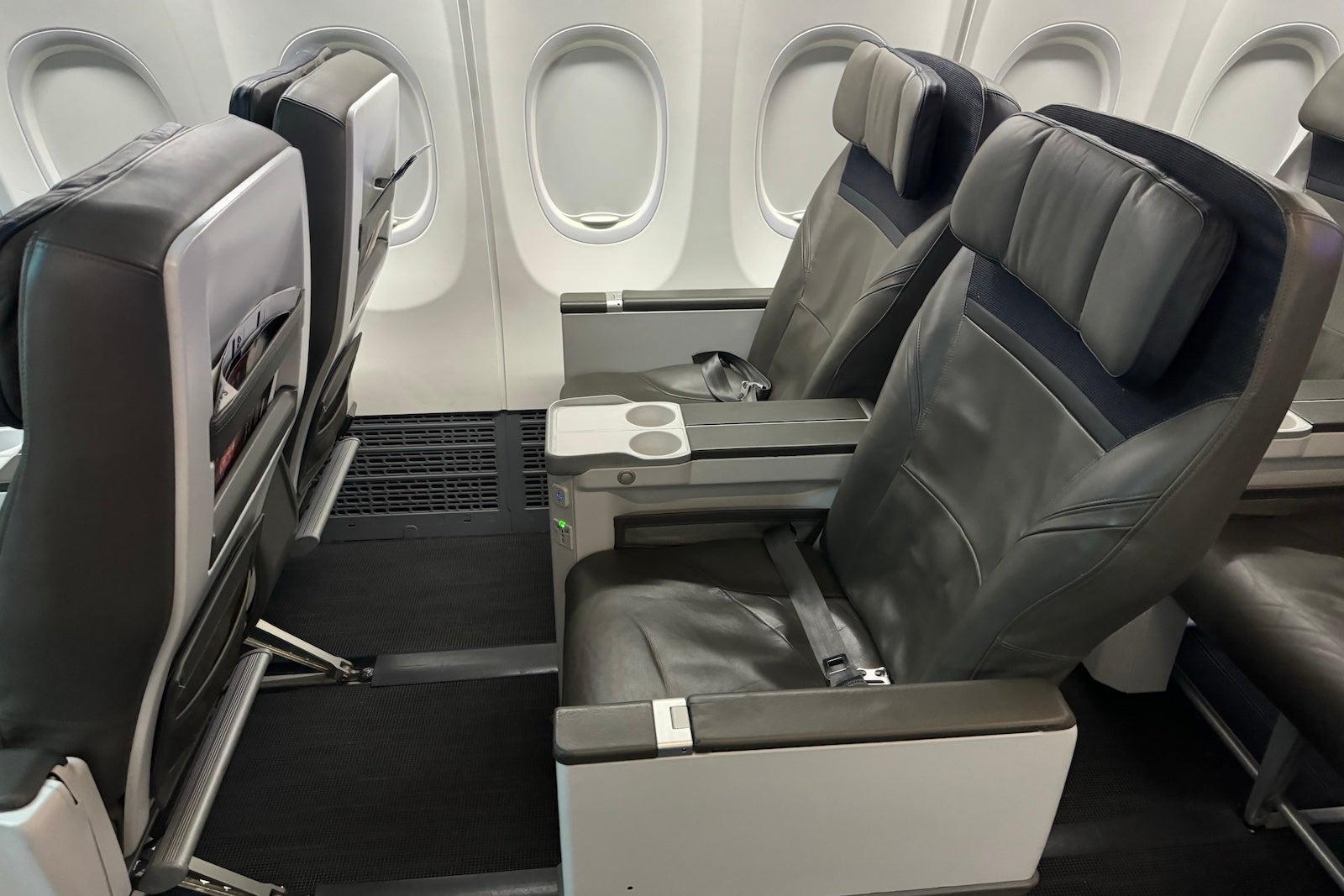 How to share Alaska Airlines points for free with friends and family ...